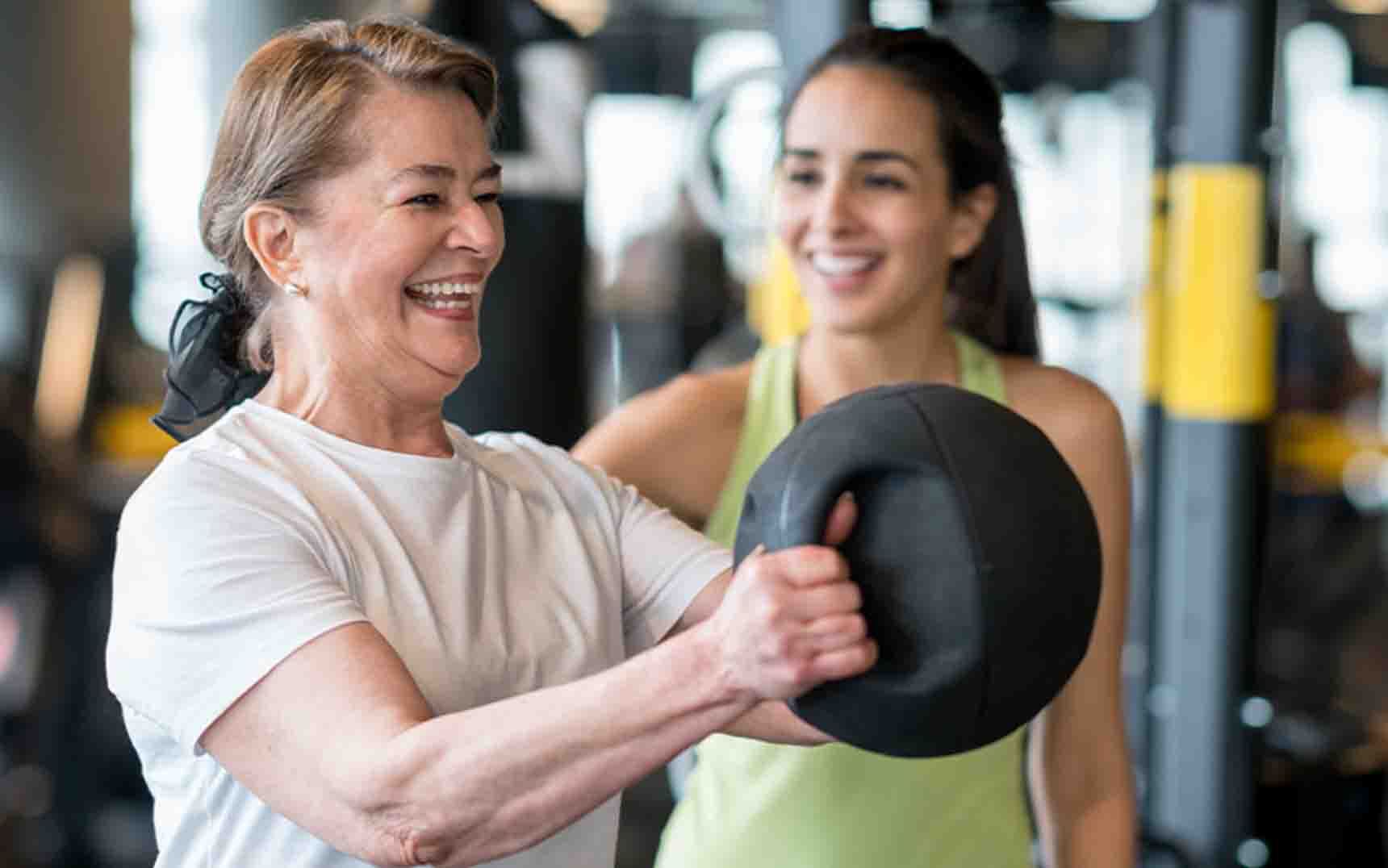 Guide to Age Related Muscle Loss & Aging Joints | Oak Street Health