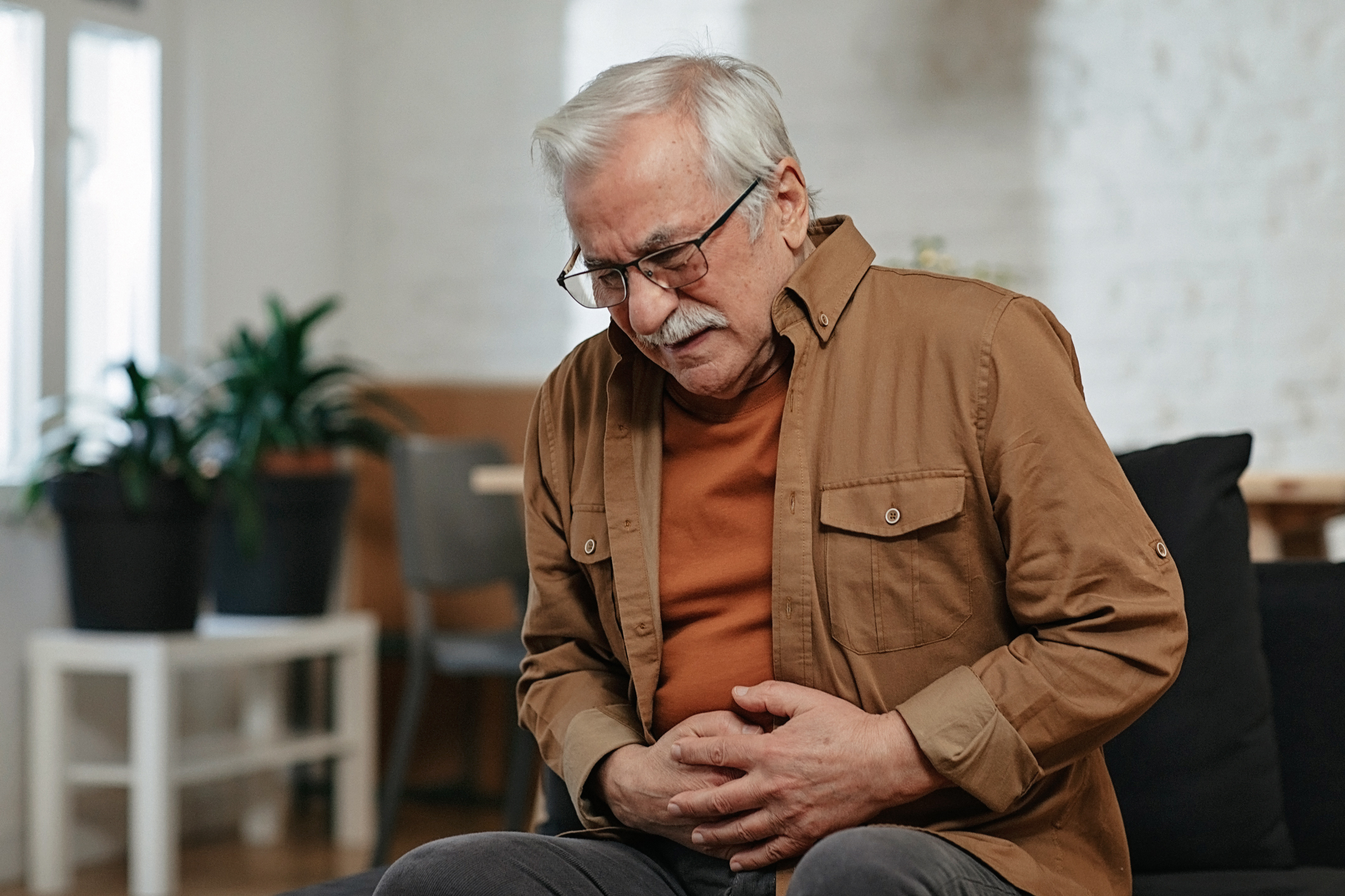 Why Do I Feel Like Throwing Up? 6 Main Reasons | Oak Street Health